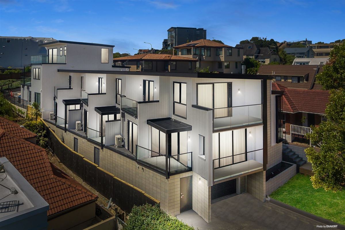 UNIQUE HIGH QUALITY TOWNHOUSE | New Zealand Luxury Homes | Mansions For ...