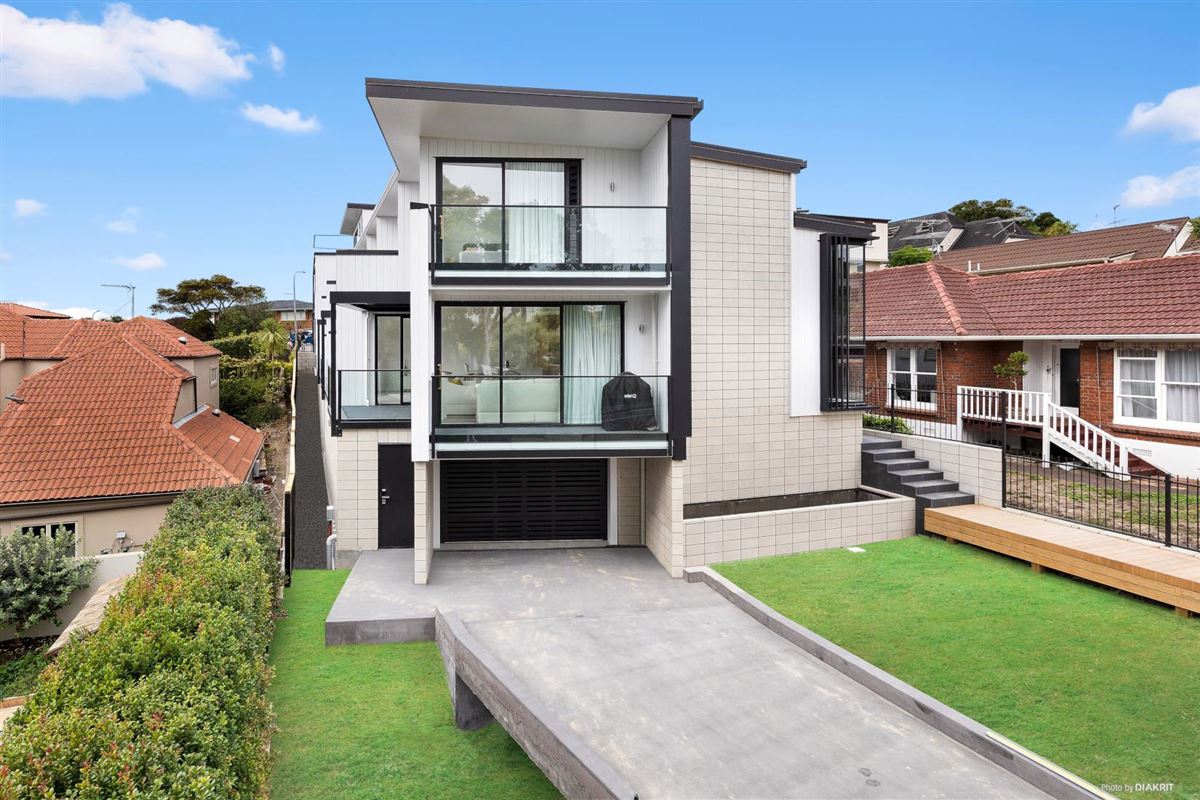 UNIQUE HIGH QUALITY TOWNHOUSE | New Zealand Luxury Homes | Mansions For ...