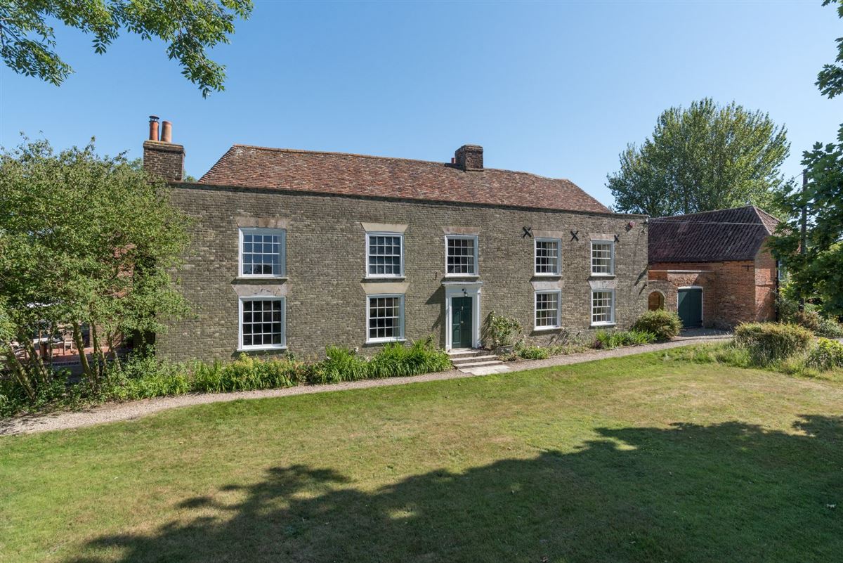 PARSONAGE FARM | United Kingdom Luxury Homes | Mansions For Sale ...