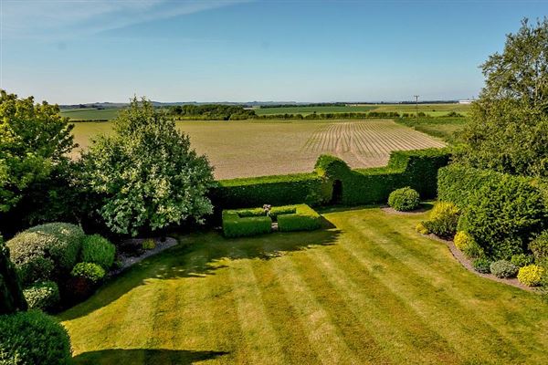 LOVELY COUNTRYSIDE ESTATE | United Kingdom Luxury Homes | Mansions For ...