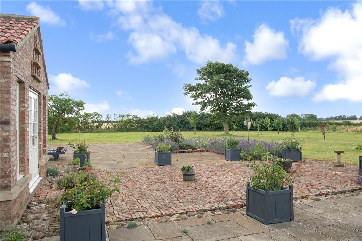 SWALE HOUSE | United Kingdom Luxury Homes | Mansions For Sale | Luxury ...