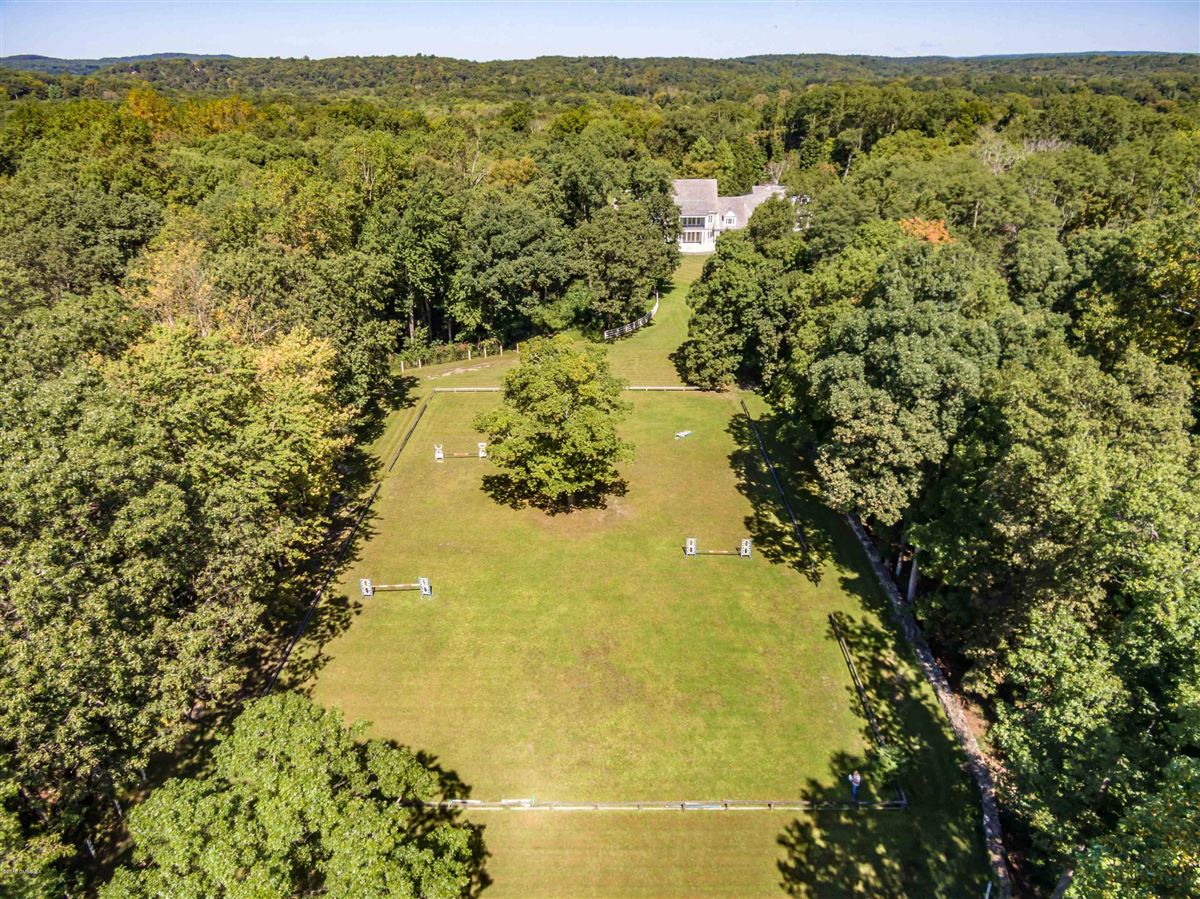 IMPRESSIVE PALATIAL ESTATE | Connecticut Luxury Homes | Mansions For ...