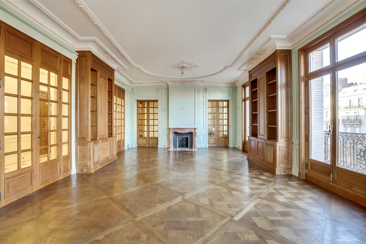 ELEGANT HAUSSMANIAN BUILDING, | France Luxury Homes | Mansions For Sale ...