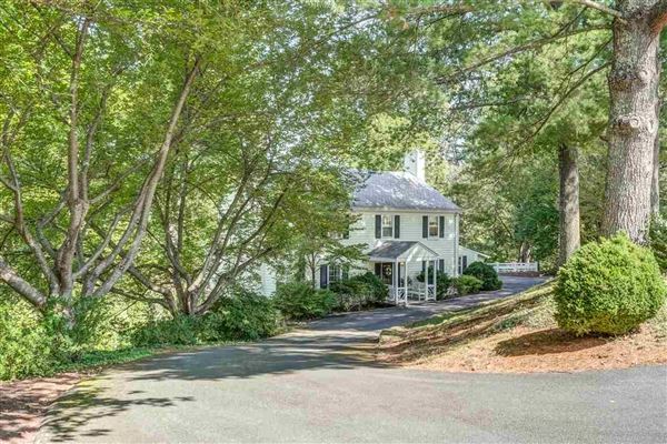 Luxury Homes For Sale in Charlottesville, Virginia, United States ...