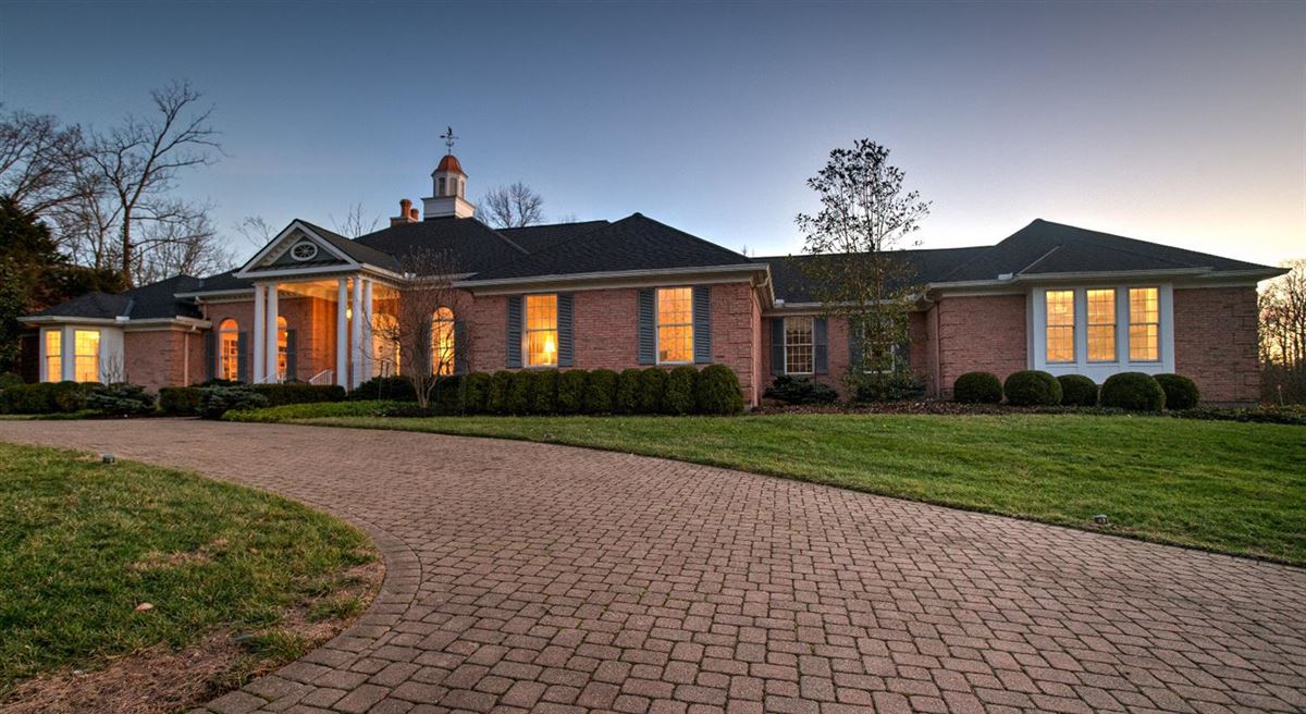 ELEGANT CUSTOM BUILT TRADITIONAL RANCH | Ohio Luxury Homes | Mansions ...