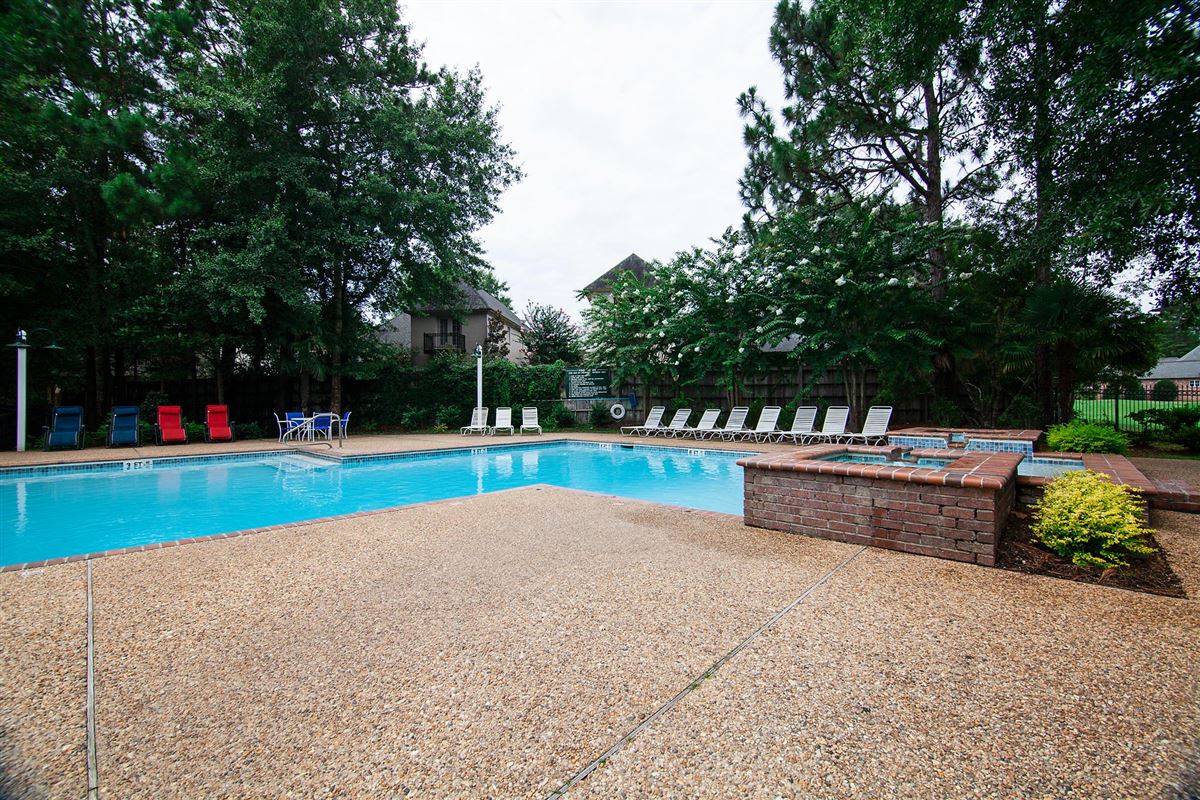 INSPIRED LIVING IN CANEBRAKE | Mississippi Luxury Homes | Mansions For ...