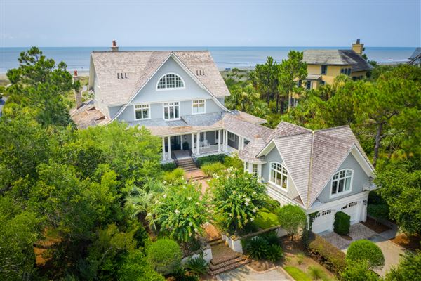 Carolina One Real Estate | Luxury Portfolio
