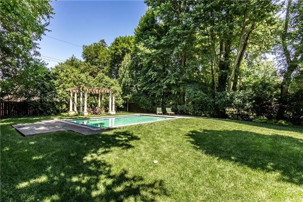 WELCOME TO THIS STUNNING MERIDIAN KESSLER HOME | Indiana Luxury Homes ...