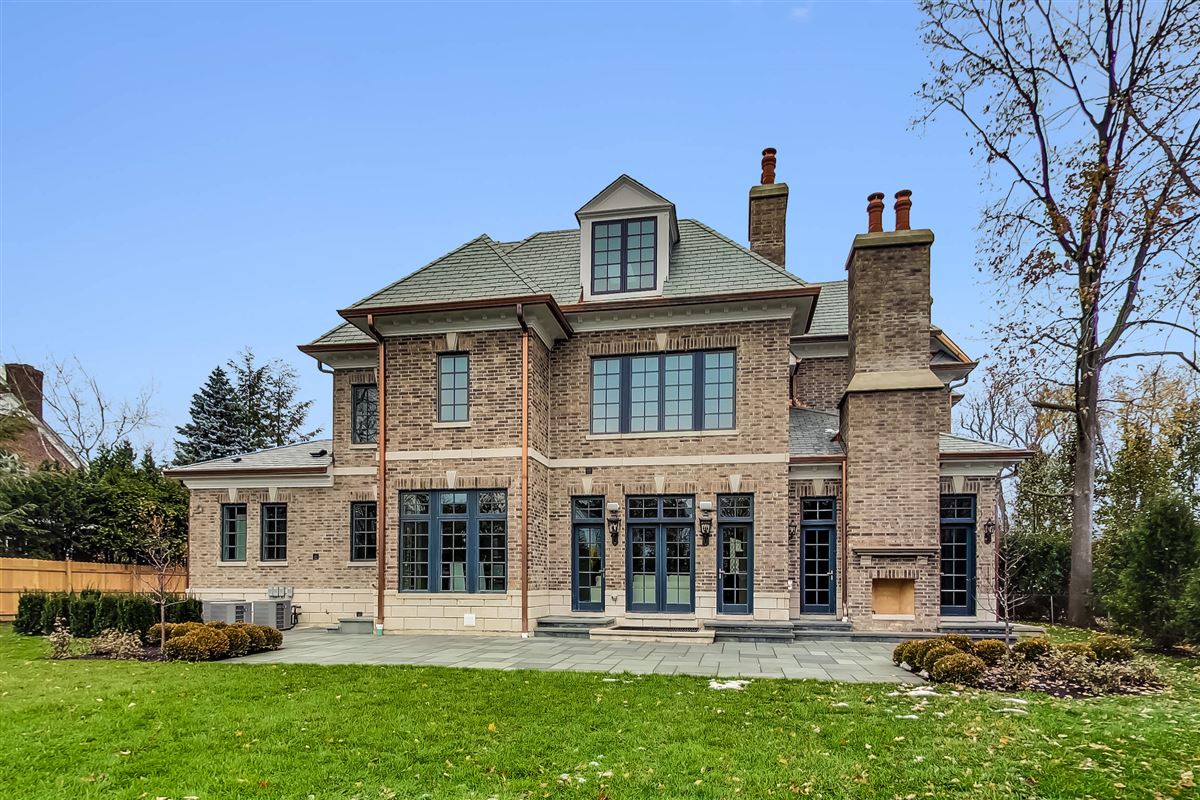 A MAGNIFICENT FRENCH COLONIAL STYLE HOME | Illinois Luxury Homes ...