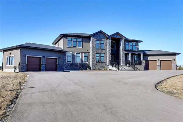 Luxury Homes For Sale in Calgary, Alberta, Canada | Luxury Portfolio
