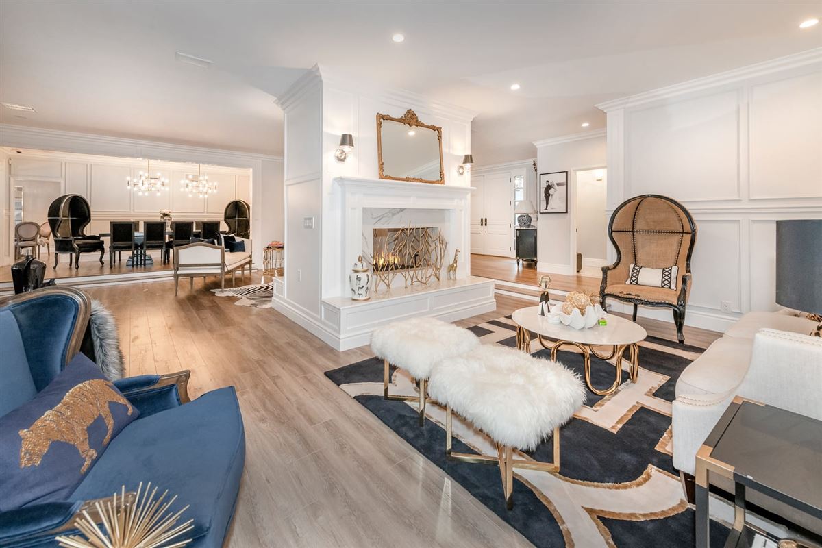 REINVENTED PRIVATE HOLLYWOOD REGENCY COMPOUND | California Luxury Homes ...