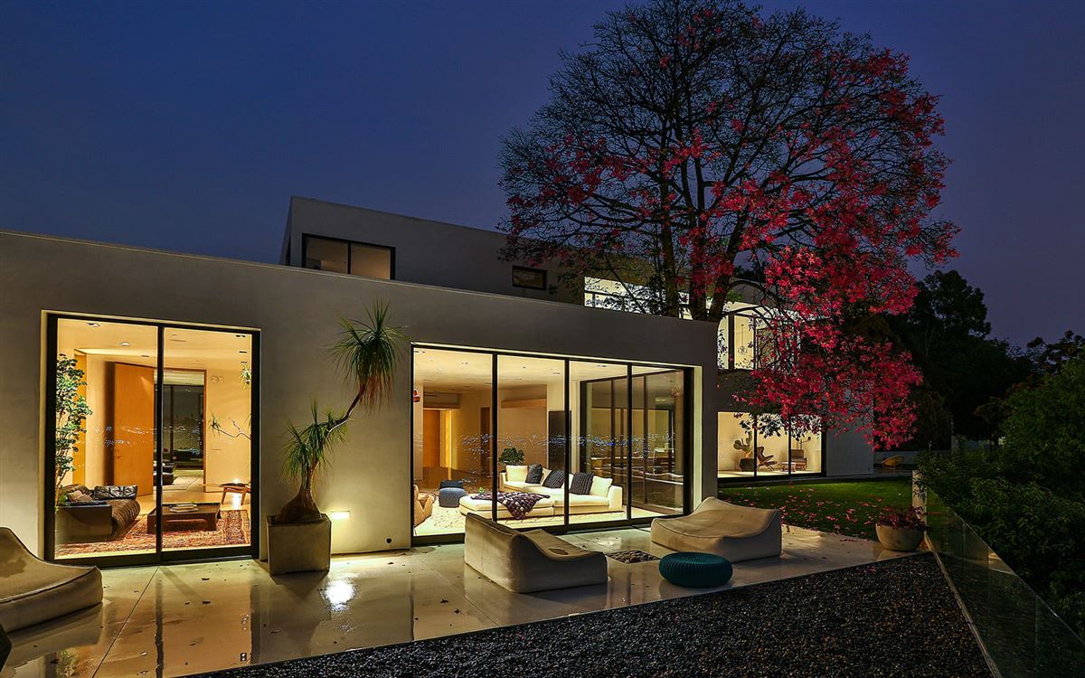 GATED INCREDIBLE MODERN COMPOUND | California Luxury Homes | Mansions ...