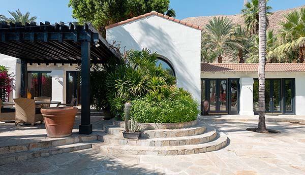 THE SONNY BONO ESTATE | California Luxury Homes | Mansions For Sale ...