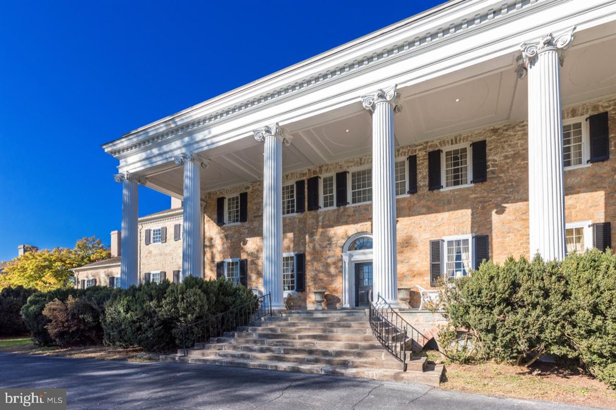 CARTER HALL | Virginia Luxury Homes | Mansions For Sale | Luxury Portfolio