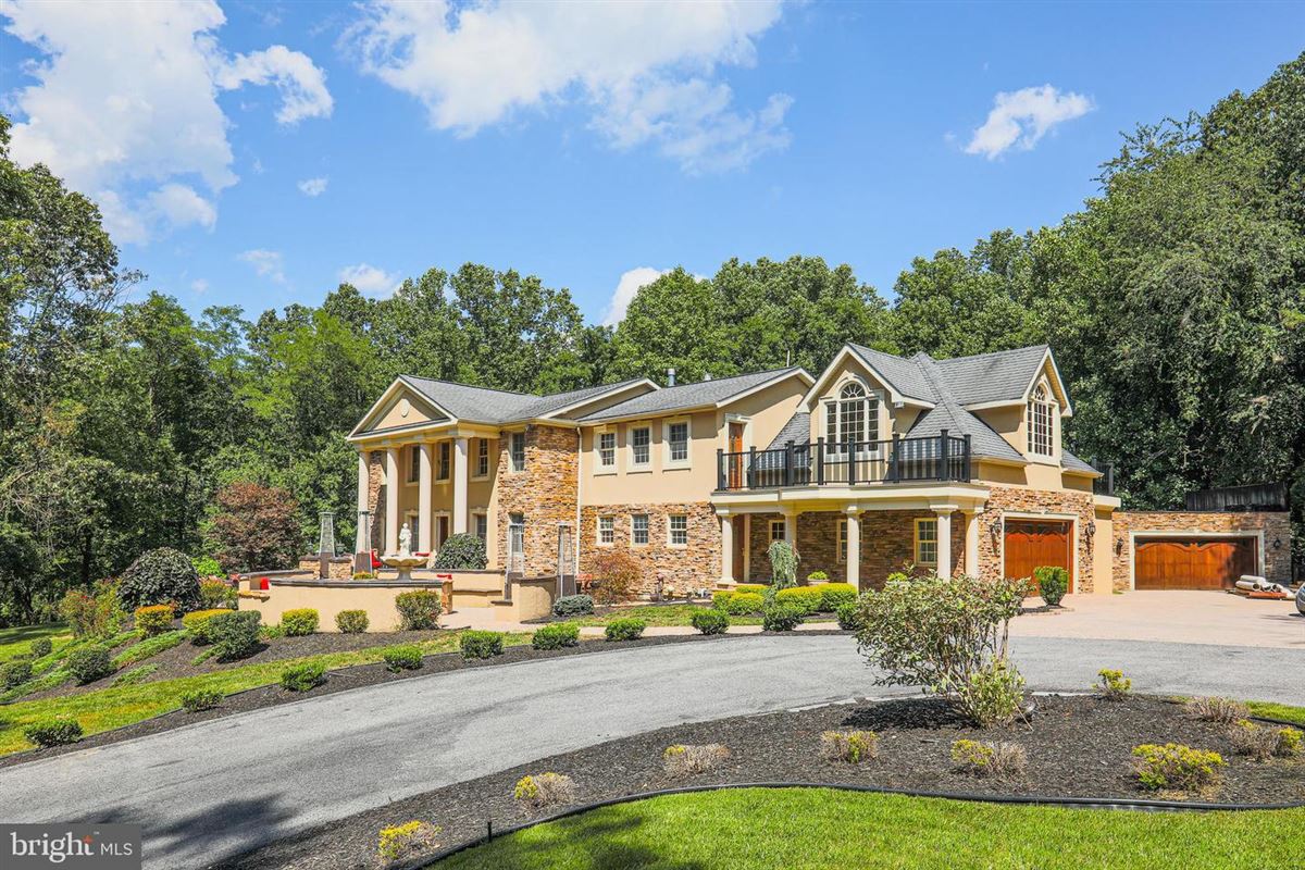 EXQUISITE MANSION ON FOUR ACRES | Maryland Luxury Homes | Mansions For ...